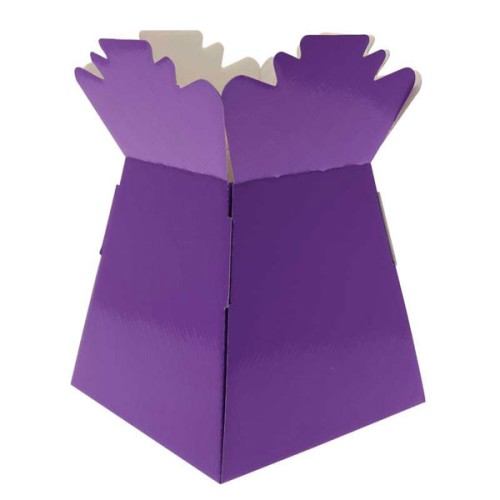 Living Vases and Transporter Boxes in a Range of Colours